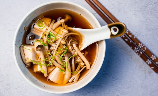 Dashi: dé smaakmaker van de Japanse keuken | Albert Heijn