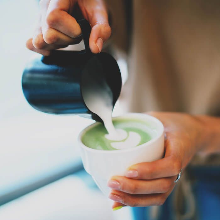 Matcha thee: wat is het en hoe maak je 'm? | Albert Heijn