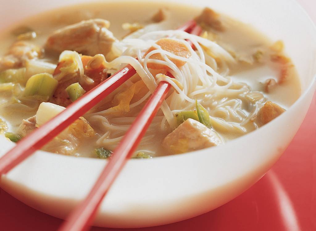 Maleisische kippensoep recept - Allerhande | Albert Heijn