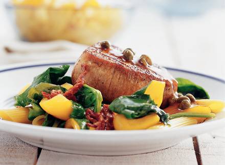 Kalfsoester met roergebakken spinazie en kappertjesjus recept ...