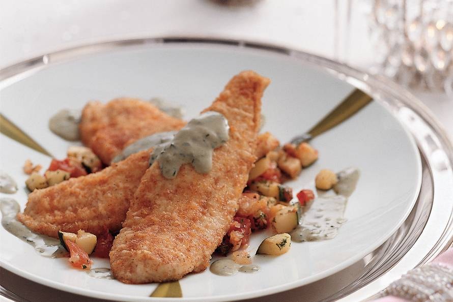 Gebakken scholfilet met courgetteratatouille en basilicumroom recept ...
