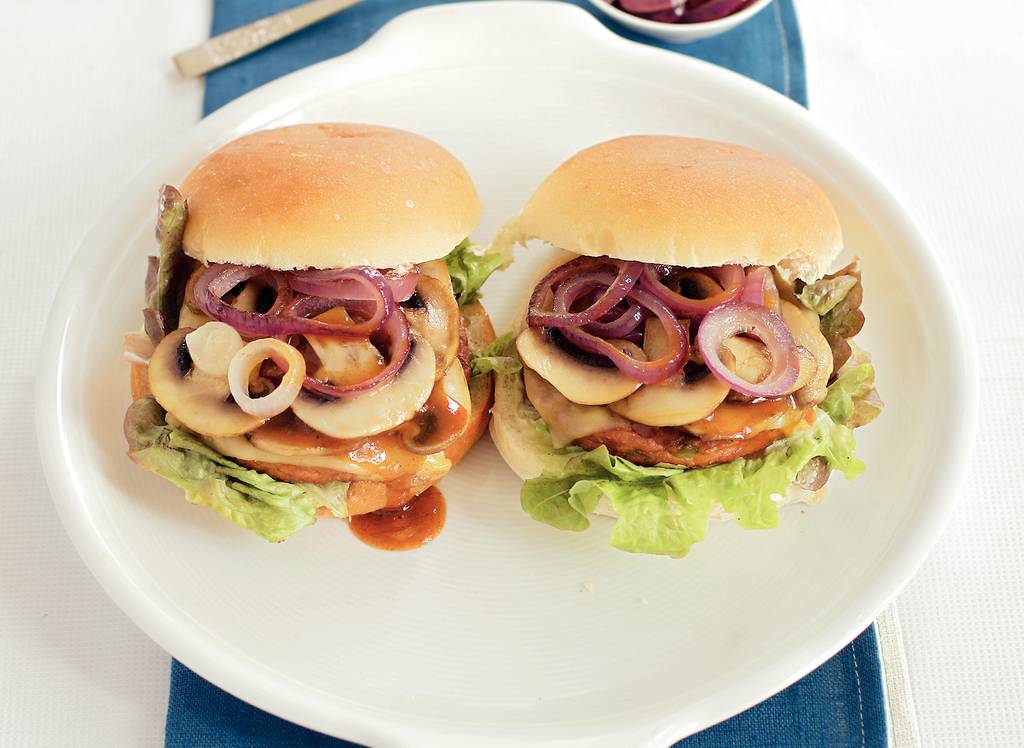 Groenteburger met kaas recept - Allerhande | Albert Heijn
