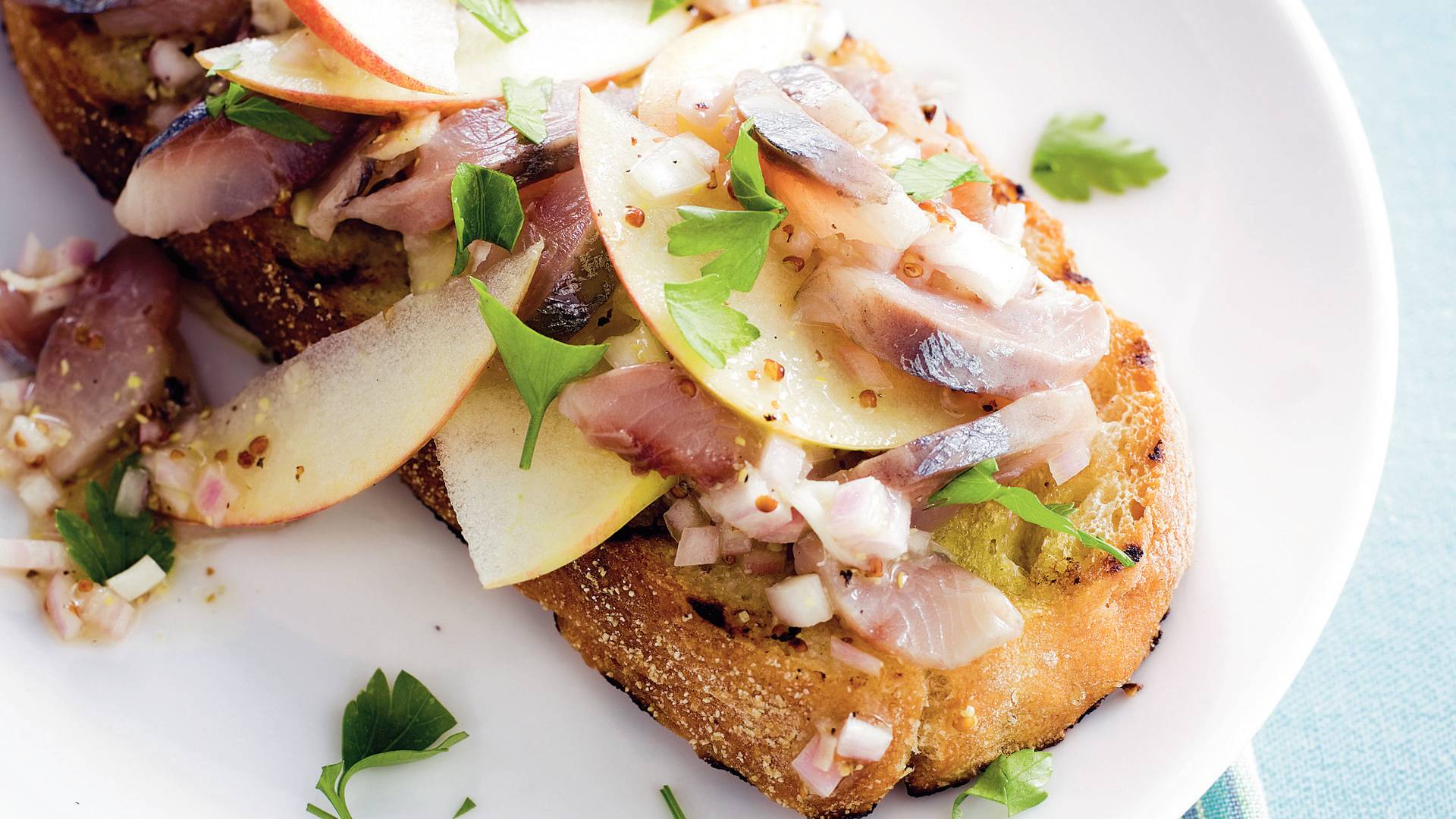 Haringsalade met appel recept - Allerhande | Albert Heijn