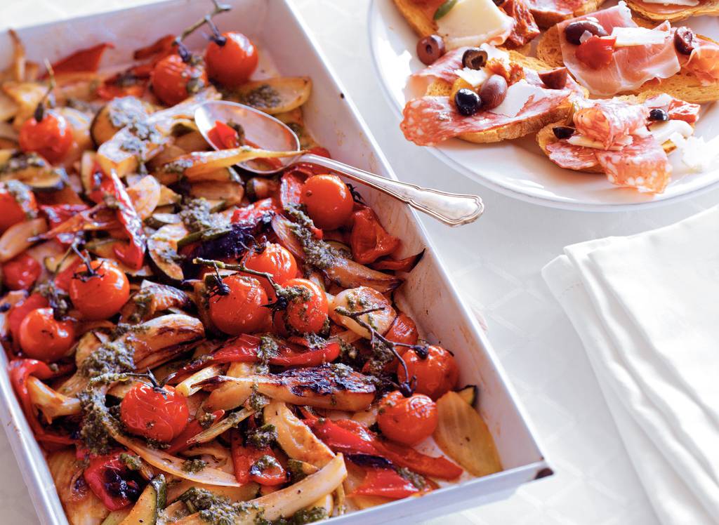 Toastjes met antipasti recept - Allerhande | Albert Heijn