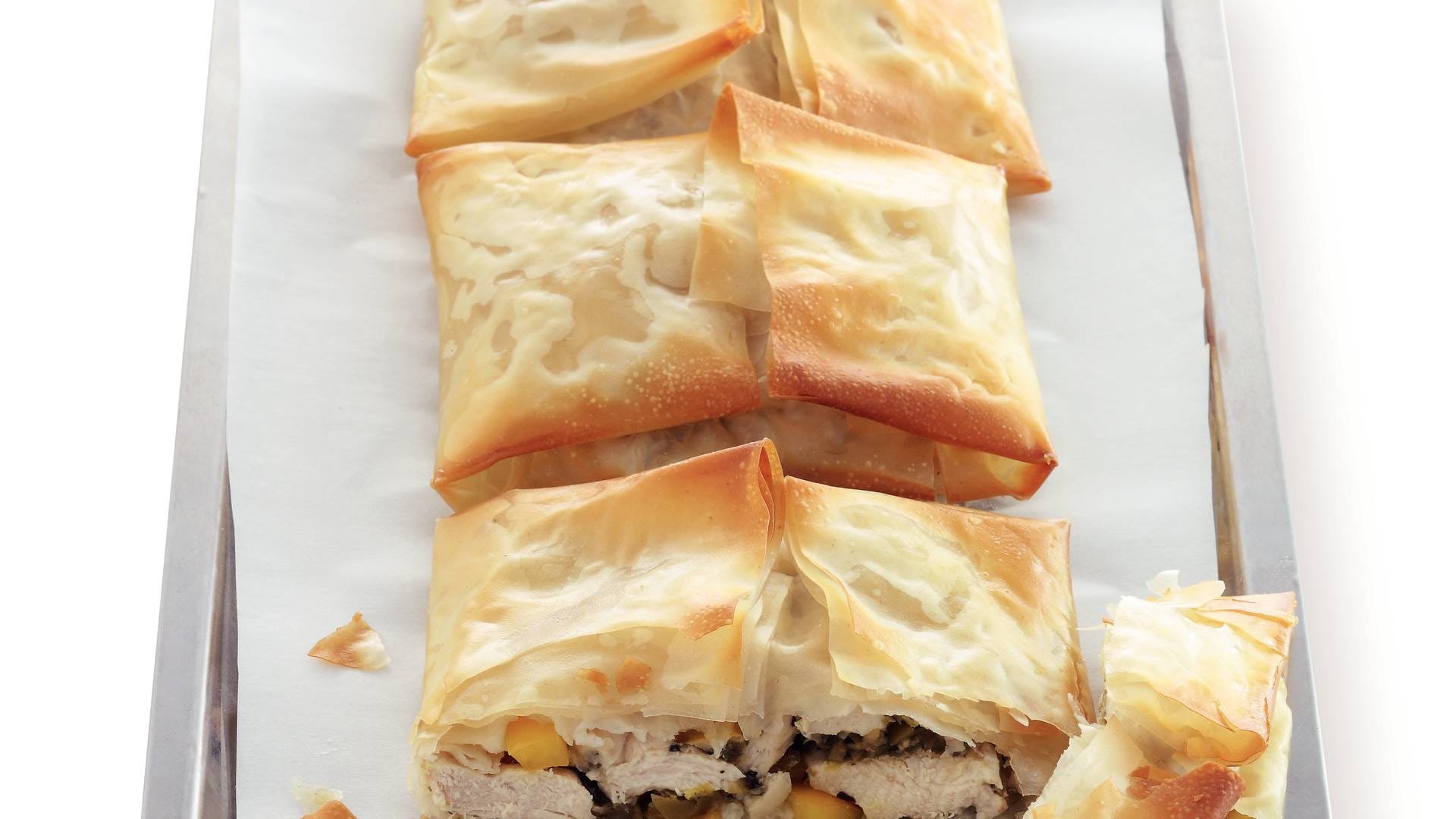 Kipfilet in filodeeg recept - Allerhande | Albert Heijn