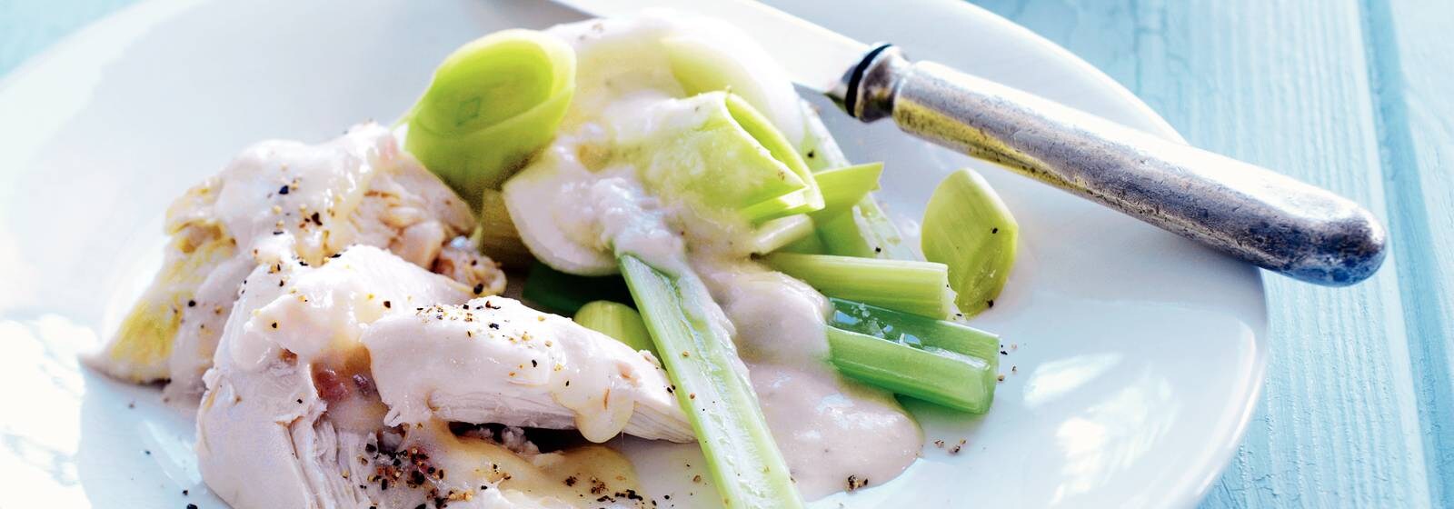 Gepocheerde scharrelkip recept - Allerhande | Albert Heijn