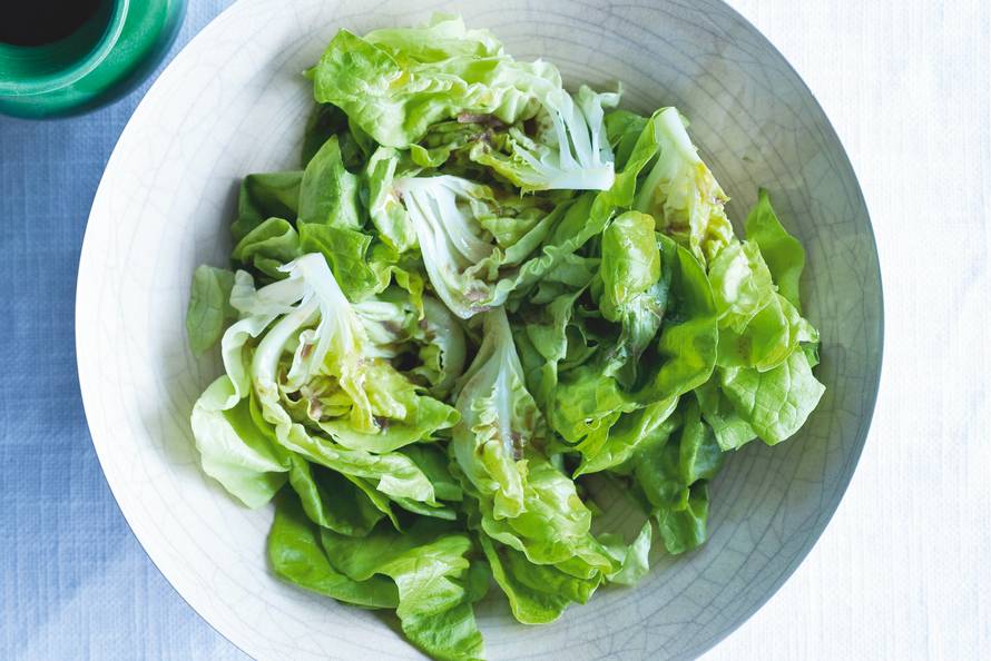 Sla met ansjovis recept - Allerhande | Albert Heijn