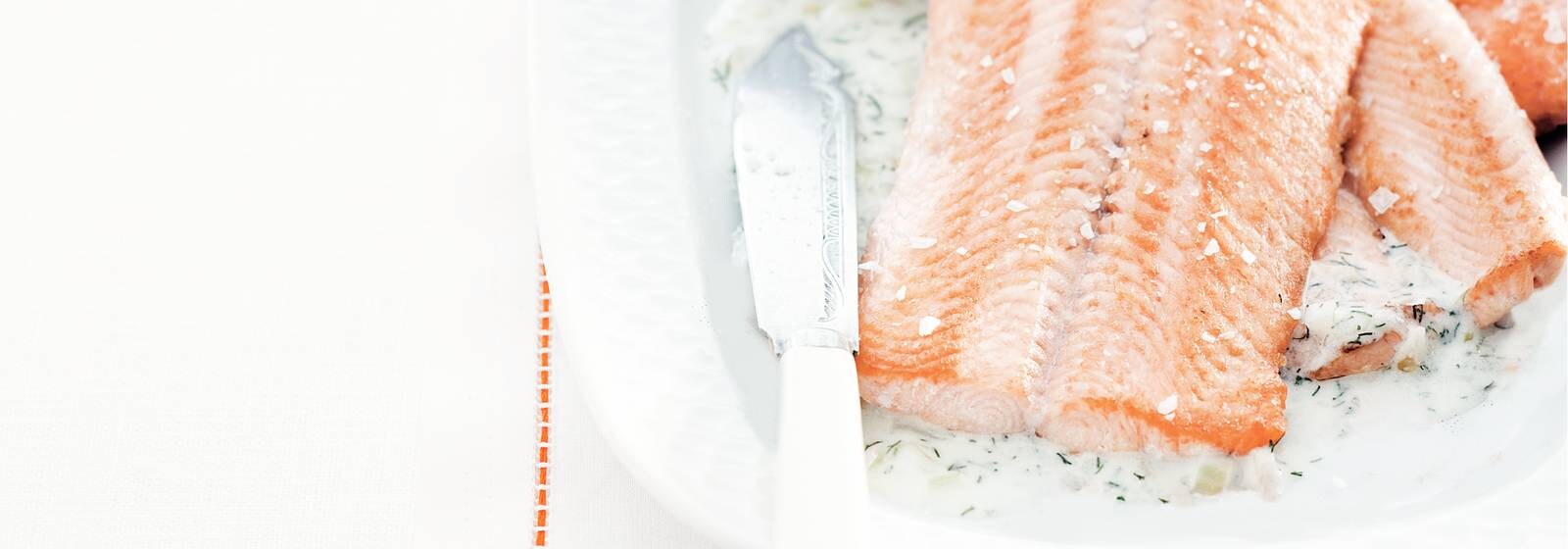 Wilde zalmfilet in dille-roomsaus recept - Allerhande | Albert Heijn België