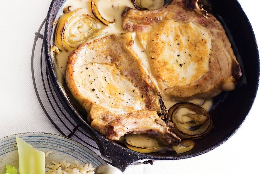 Karbonade met uiensaus recept - Allerhande | Albert Heijn