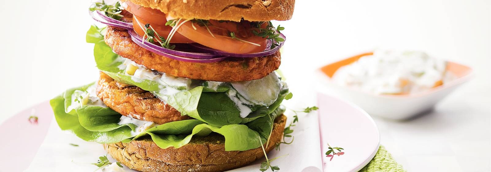 Rijkbelegde groenteburger recept - Allerhande | Albert Heijn België