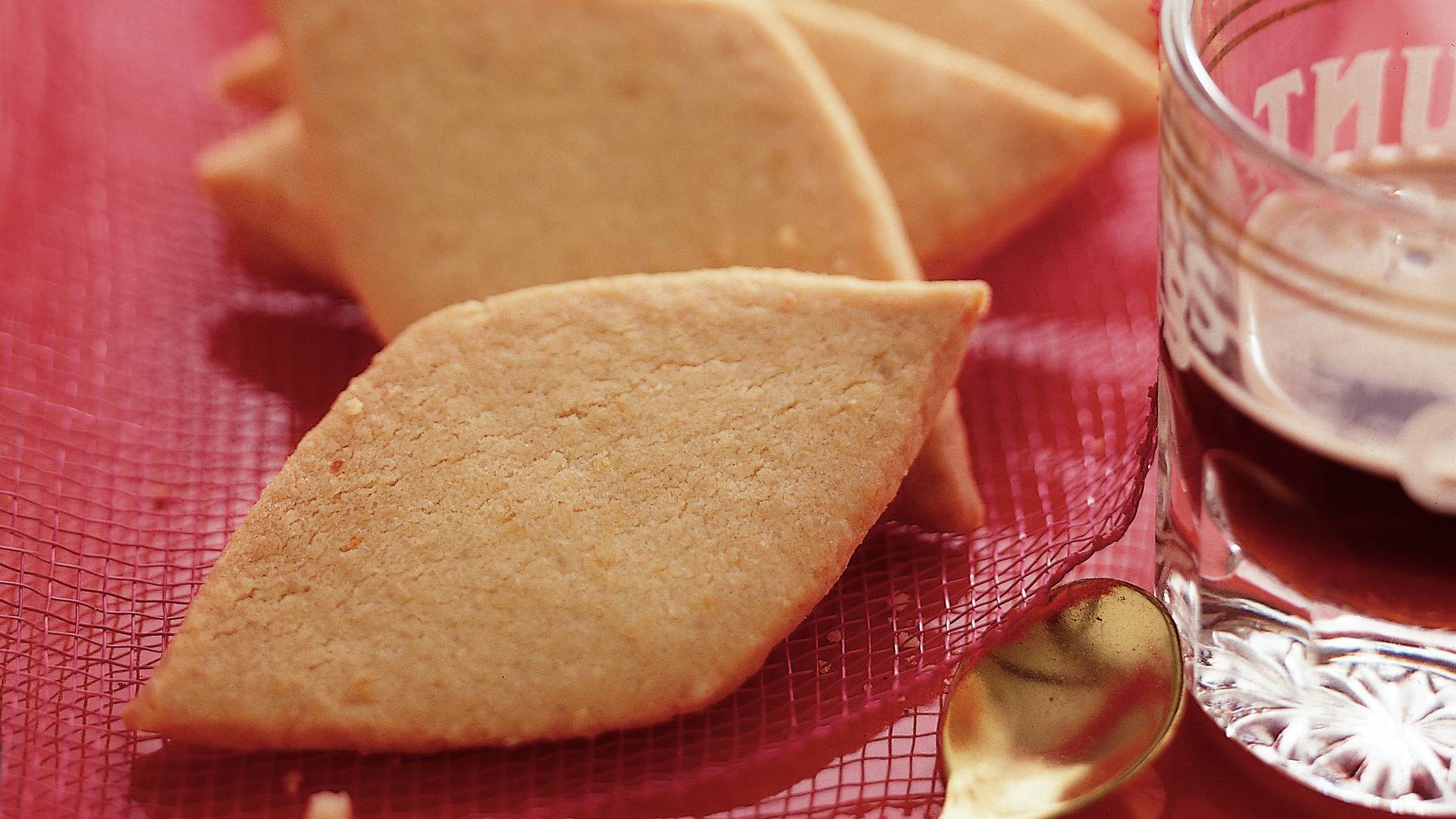 Amandelkoekjes recept - Allerhande | Albert Heijn