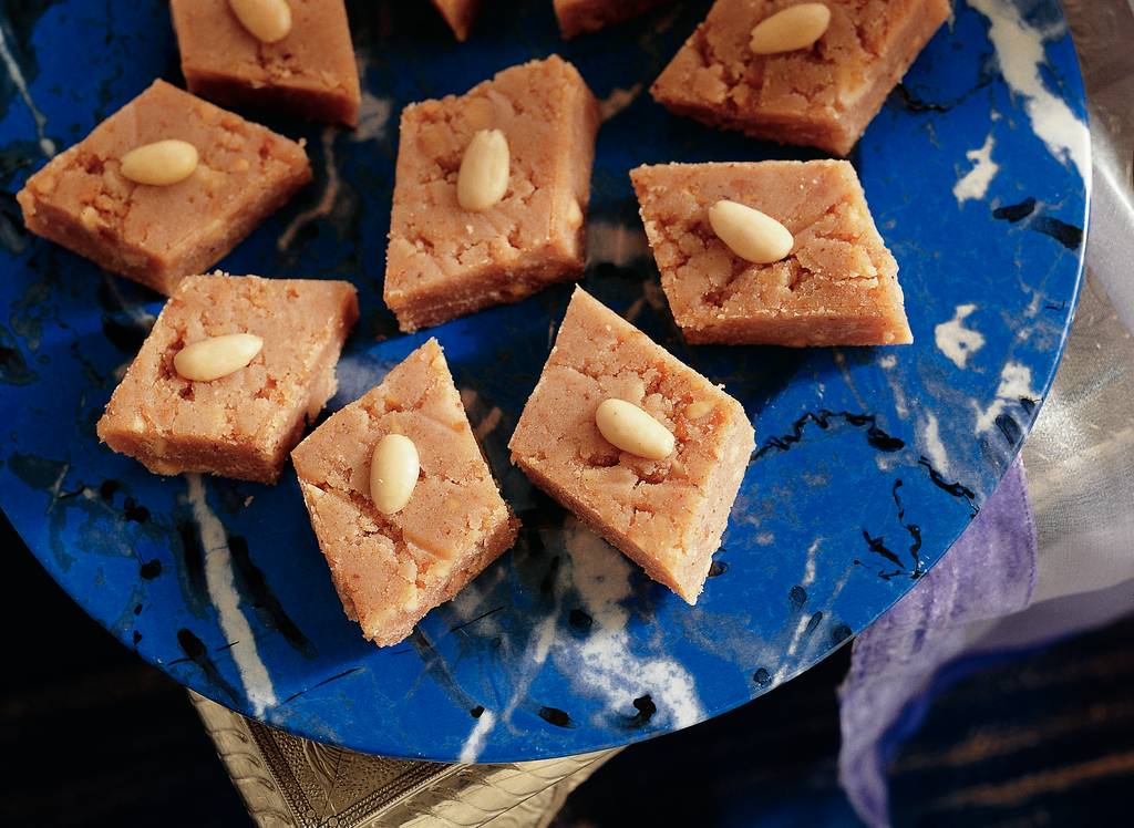 Griesmeel-amandeldessert recept - Allerhande | Albert Heijn