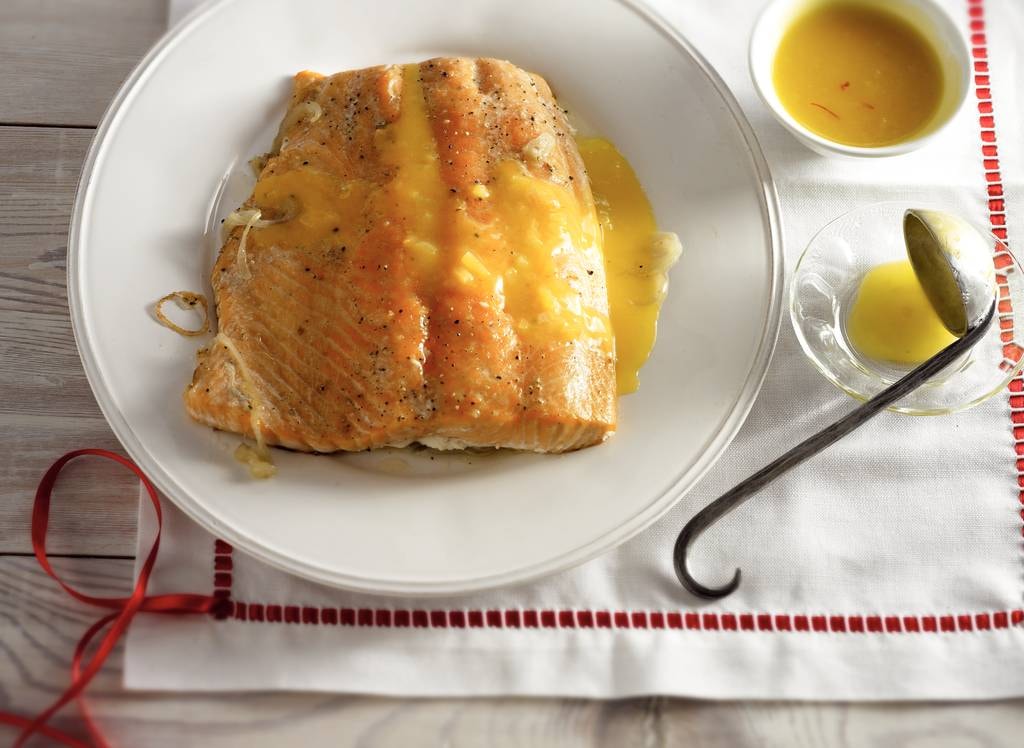 Zalmfilet met saffraansaus recept - Allerhande | Albert Heijn