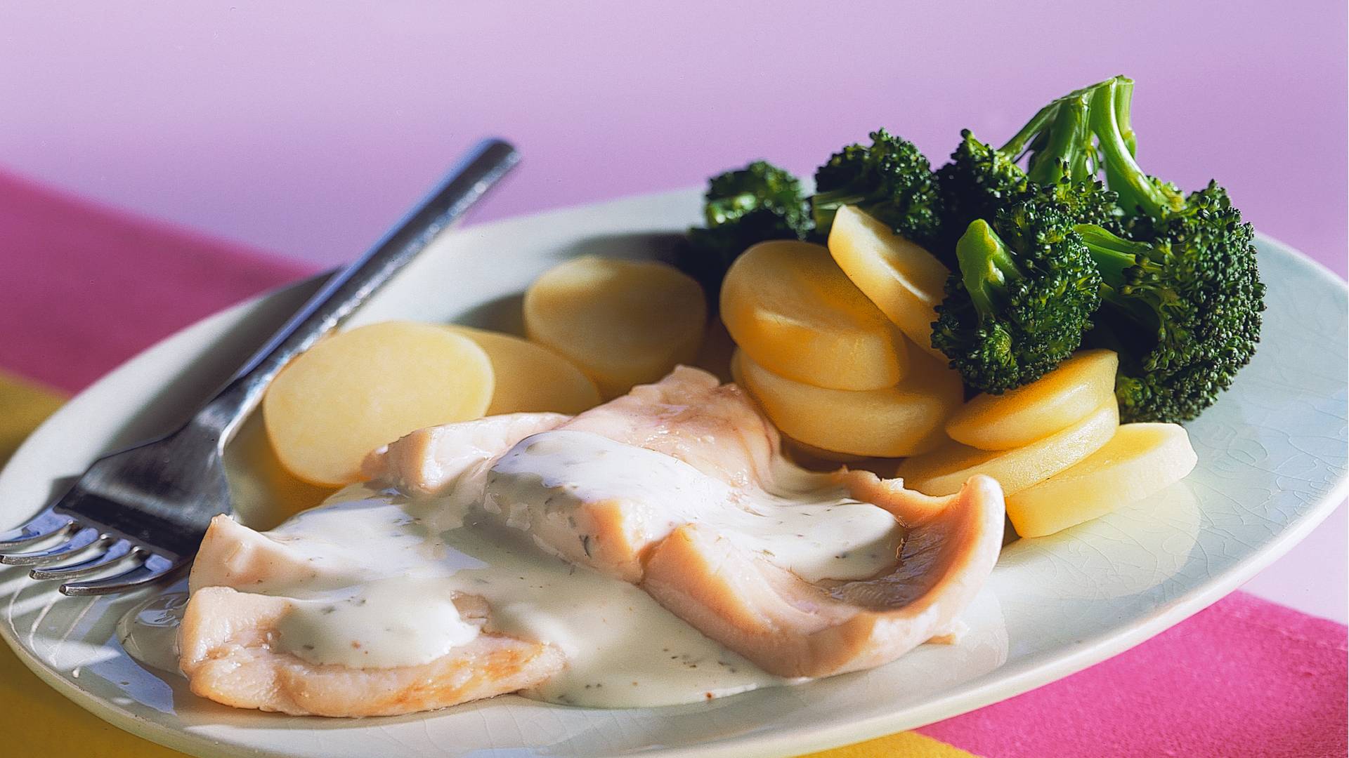 Roodbaars met tuinkruidensaus recept - Allerhande | Albert Heijn