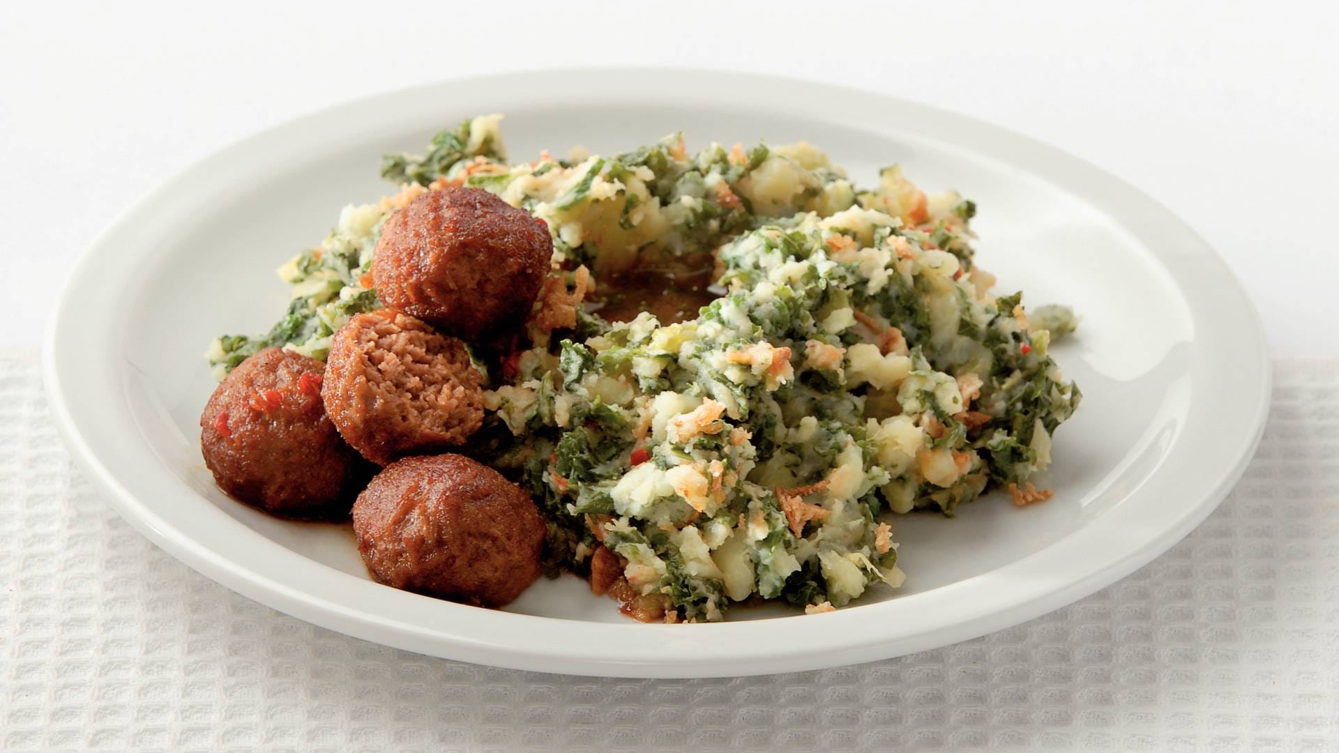 Gepeperde boerenkoolstamppot recept - Allerhande | Albert Heijn België