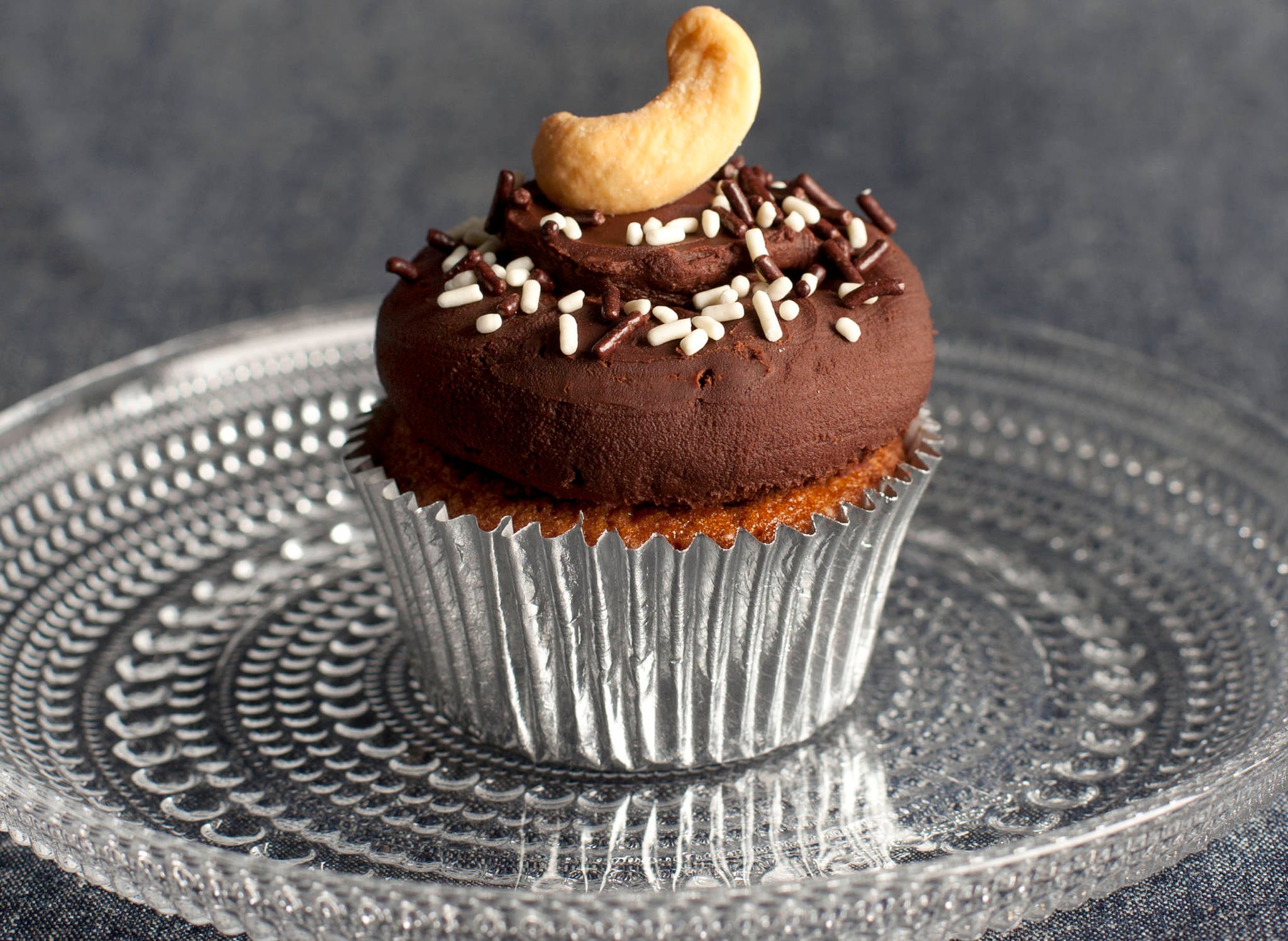 Triple-nut-cupcakes recept - Allerhande | Albert Heijn