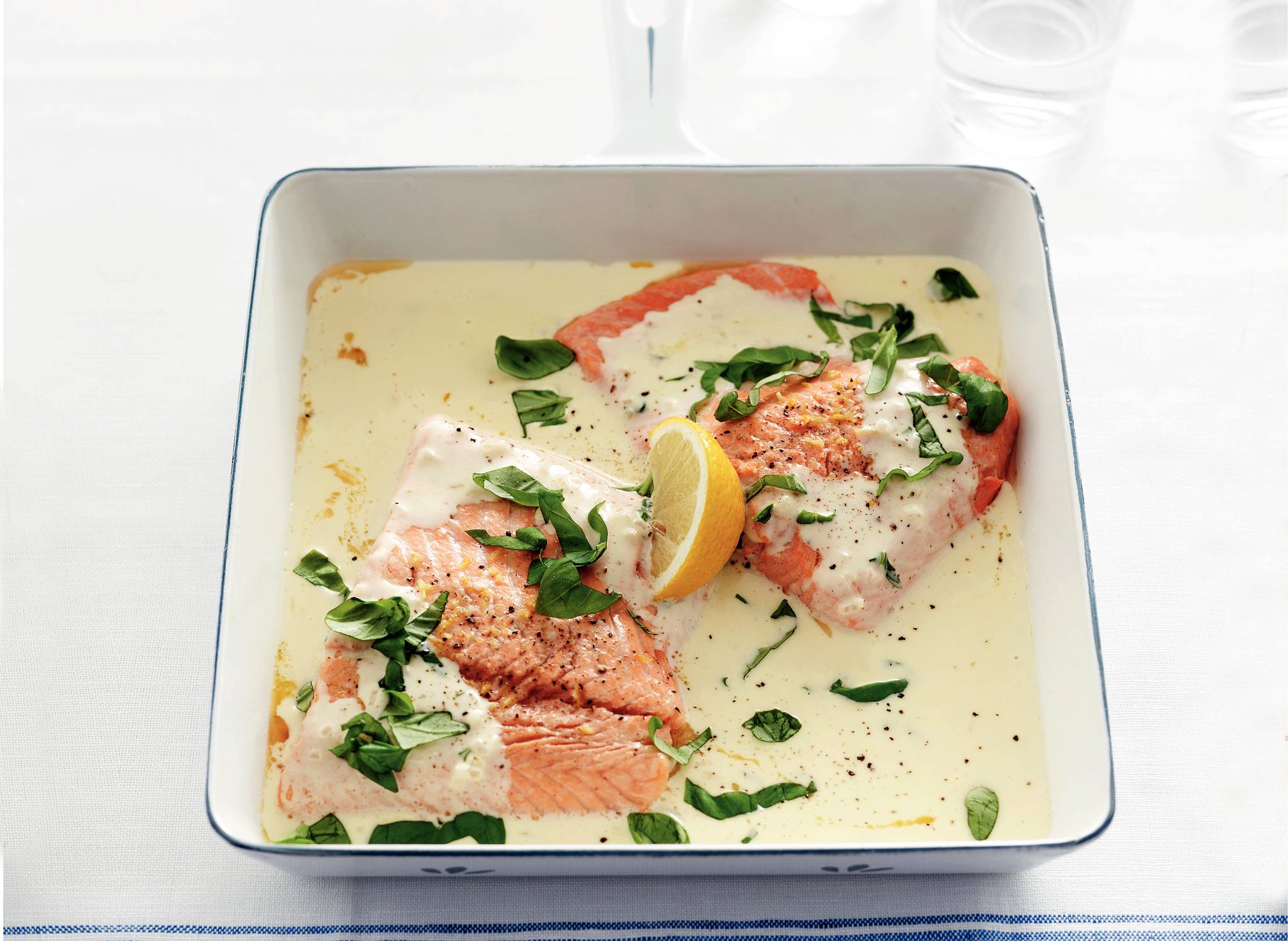 Zalmfilet met basilicum-roomsaus recept - Allerhande | Albert Heijn België