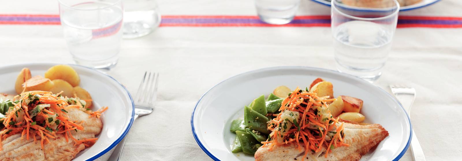 Gebakken scholfilet met oranje topping recept - Allerhande | Albert ...