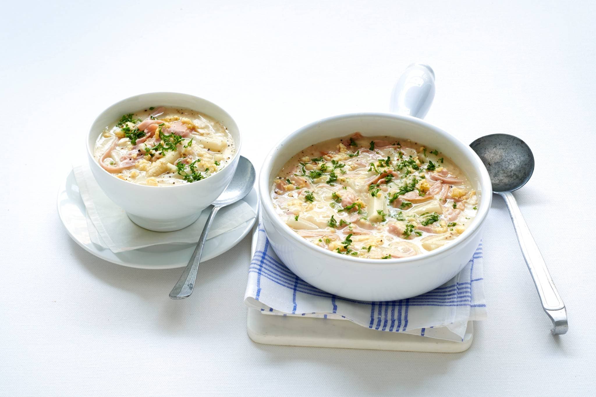 Limburgse aspergesoep recept - Allerhande | Albert Heijn België