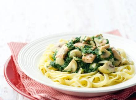Romige tagliatelle met bladspinazie en roquefort recept - Allerhande | Albert Heijn België