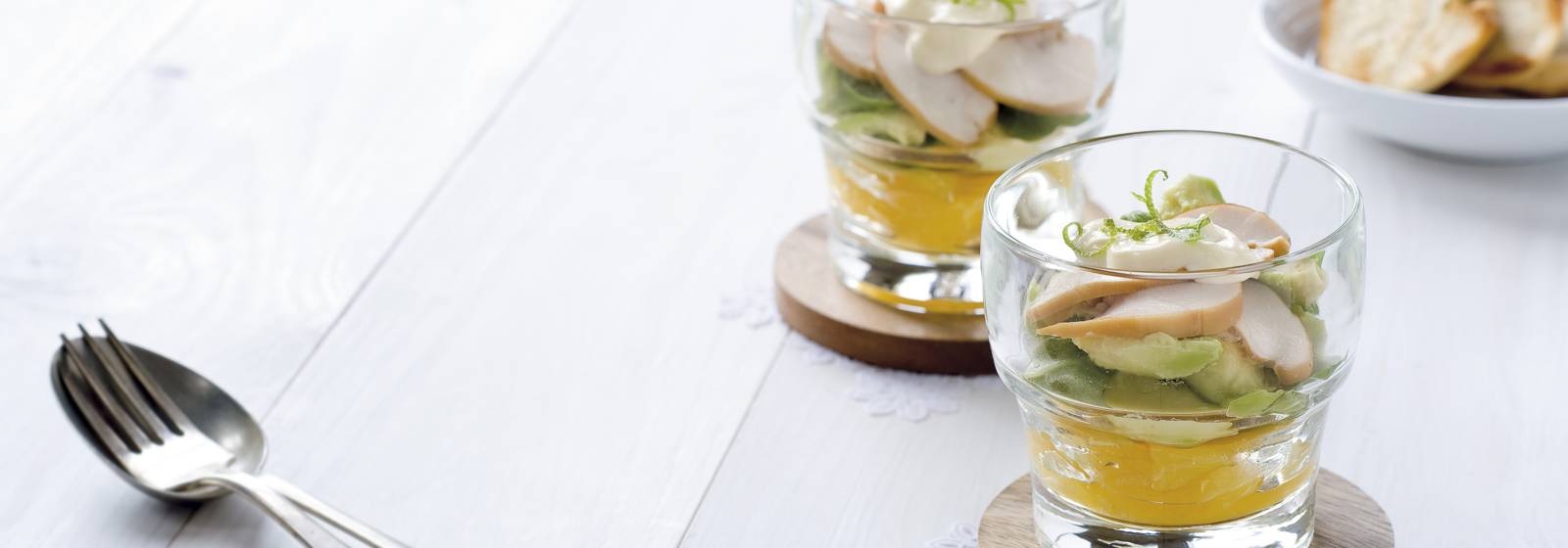 Kipcocktail met sinaasappel en avocado recept - Allerhande | Albert Heijn