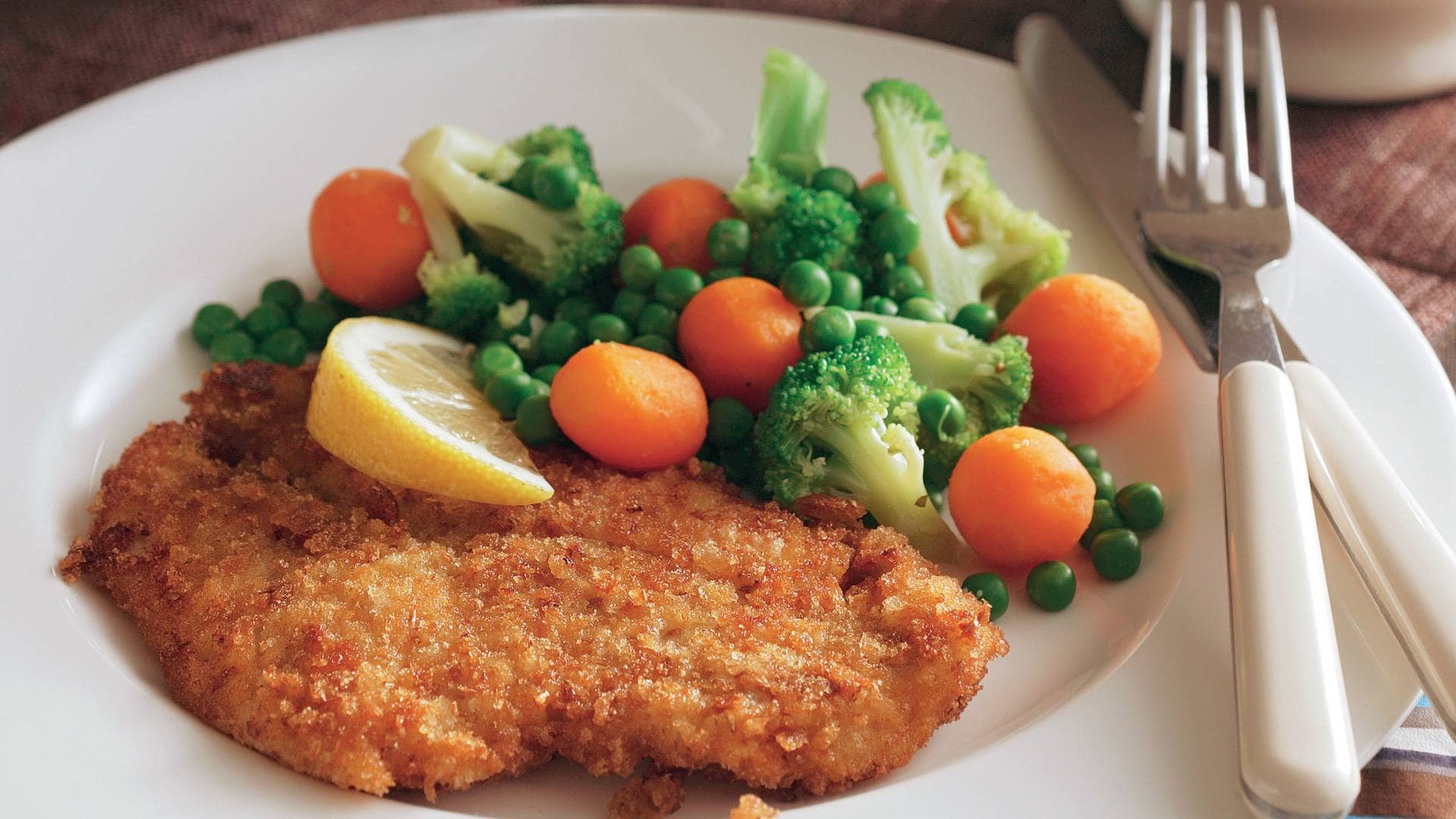 Krokante scholfilet met stoomgroenten recept - Allerhande | Albert Heijn