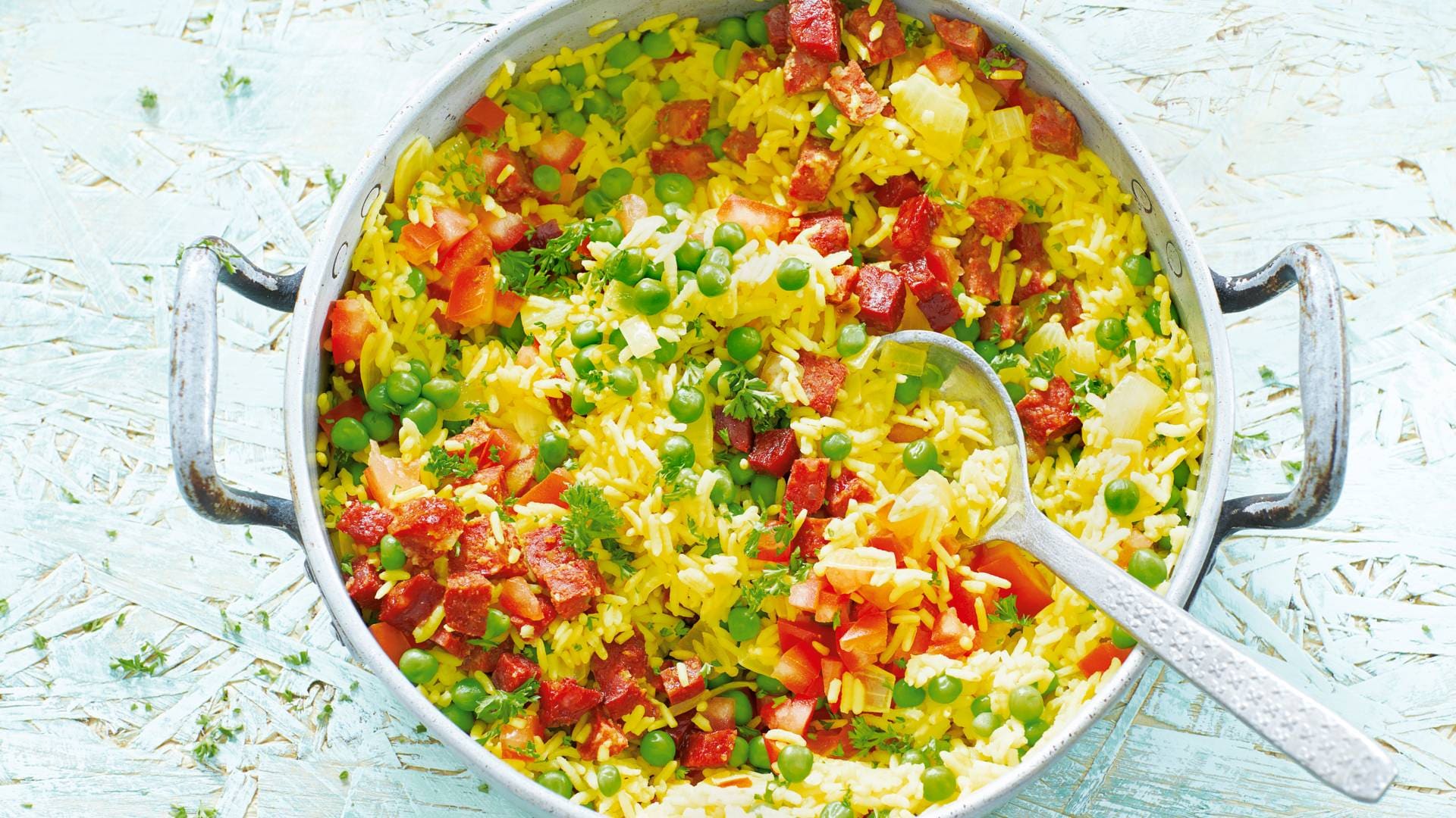 Gele rijst met chorizo recept - Allerhande | Albert Heijn