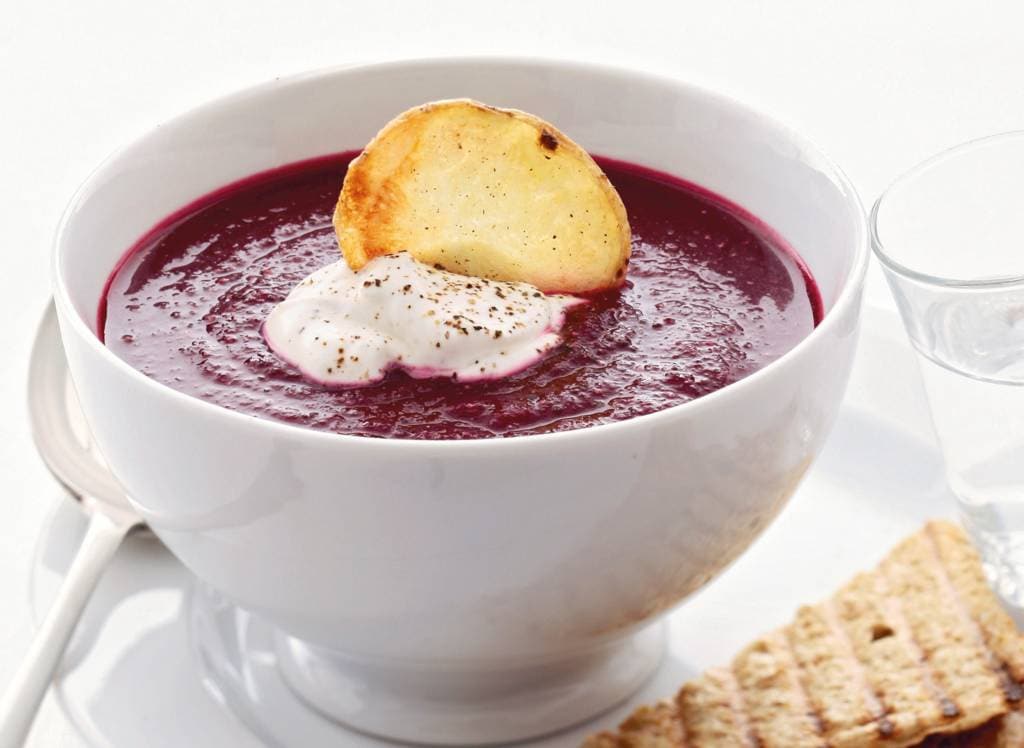 Borsjt met wodkaroom recept - Allerhande | Albert Heijn