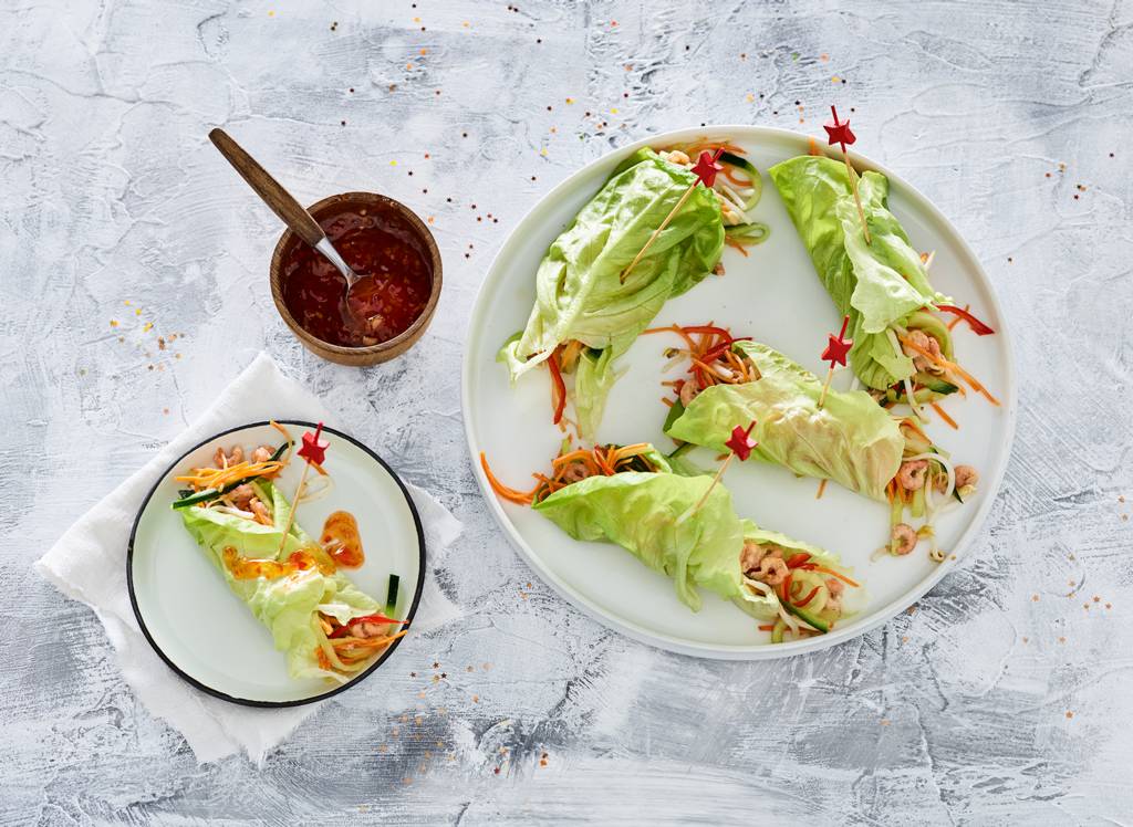 Sla-rolletjes met garnalen recept - Allerhande | Albert Heijn