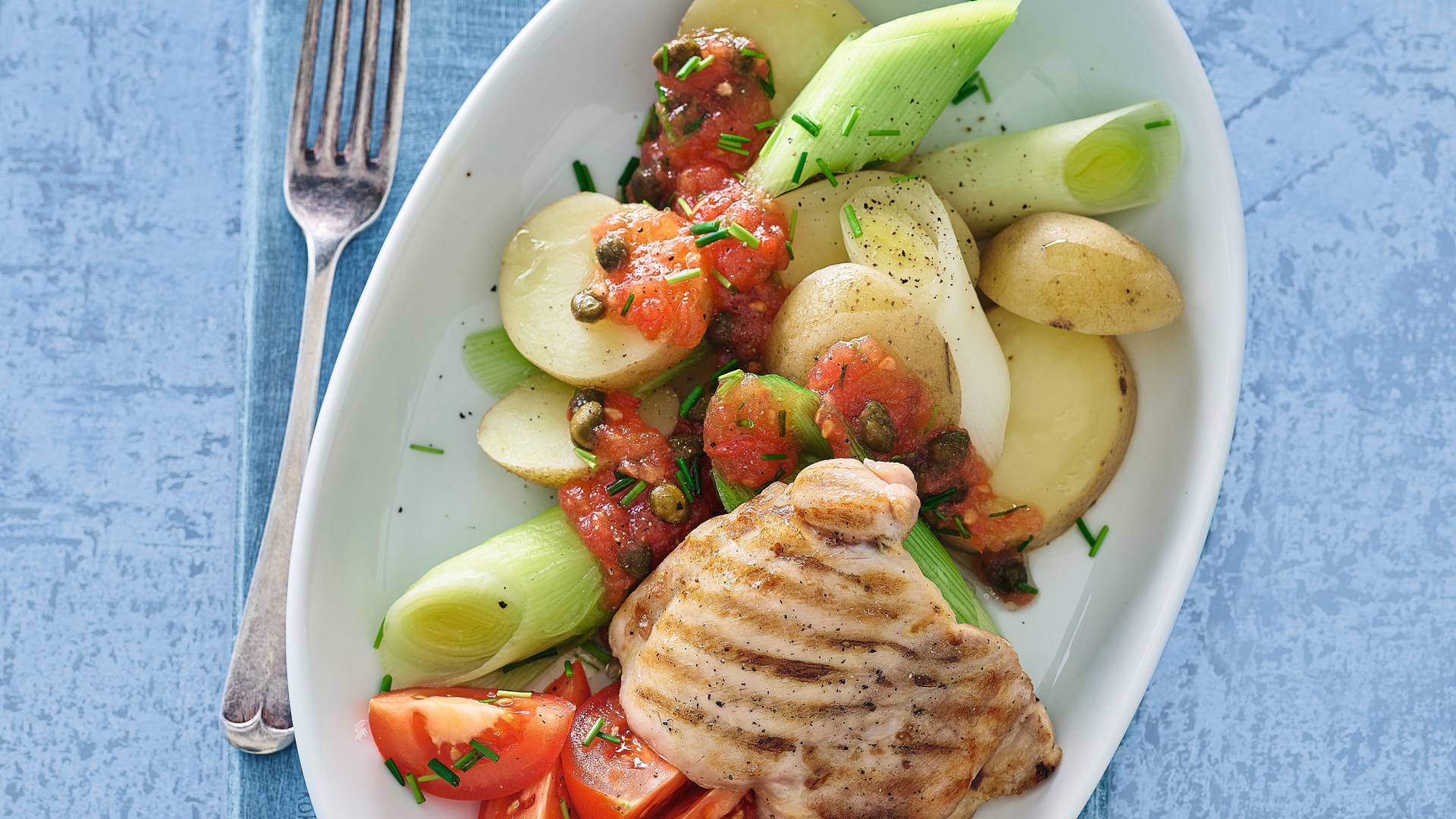 Gegrilde kippendij met tomaat-kappertjesdressing recept - Allerhande ...