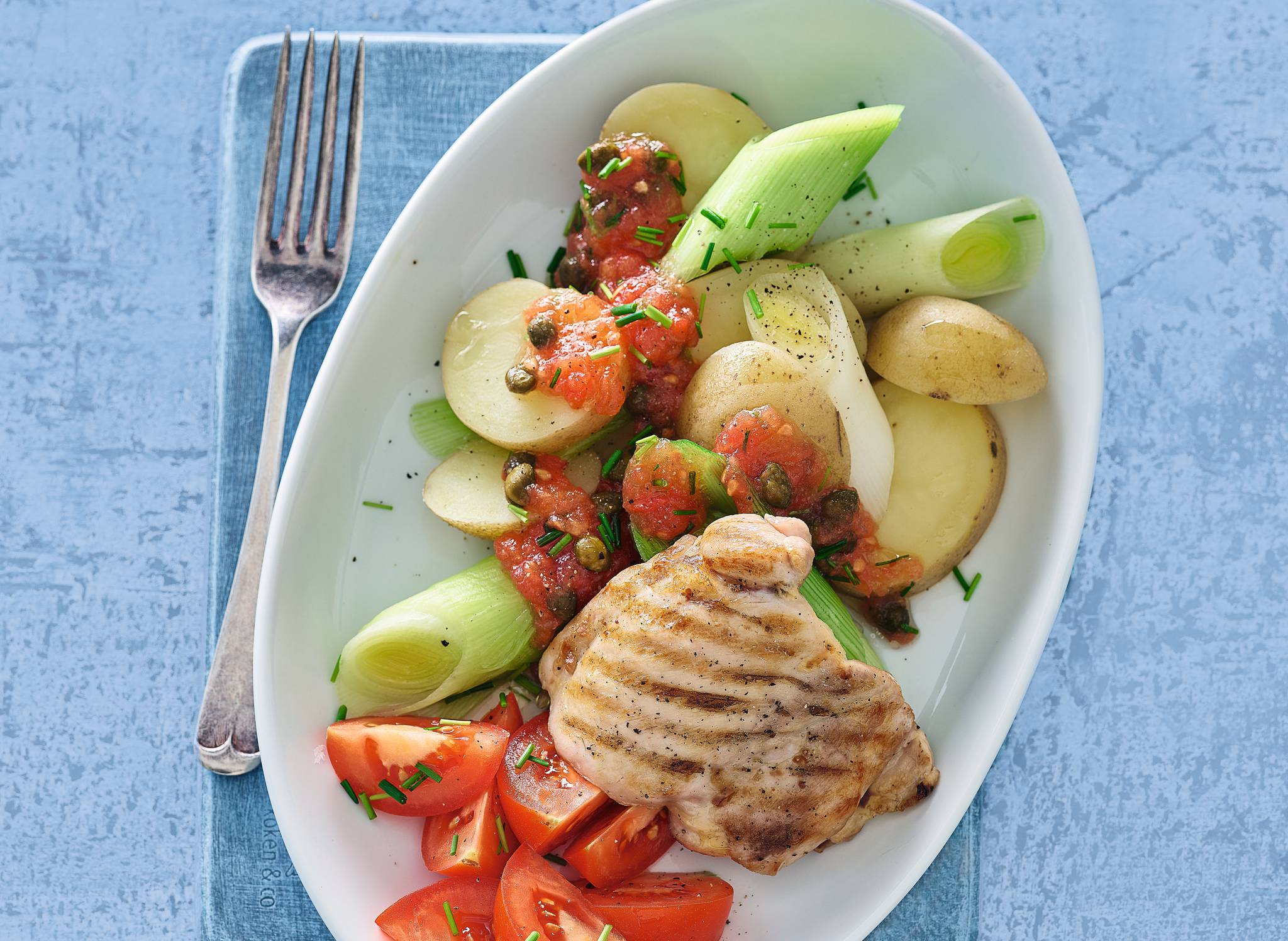 Gegrilde kippendij met tomaat-kappertjesdressing recept - Allerhande ...