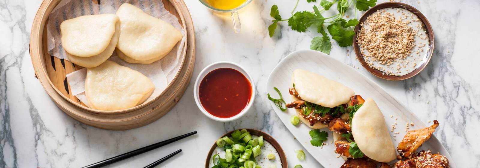 Steamed buns met 'Koreaanse' kip recept - Allerhande | Albert Heijn