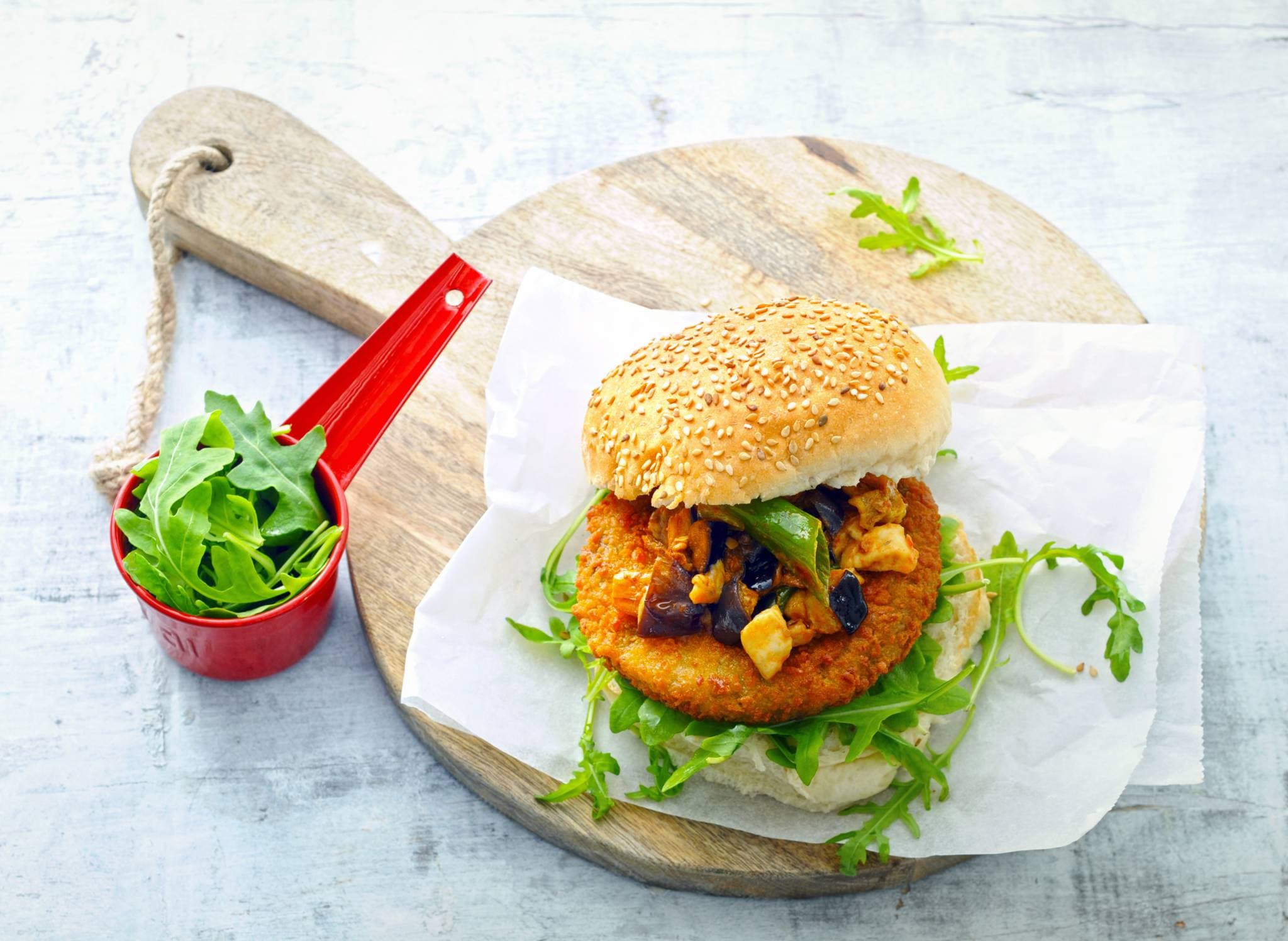 Aspergeburger met aubergine & mozzarella. recept - Allerhande | Albert ...