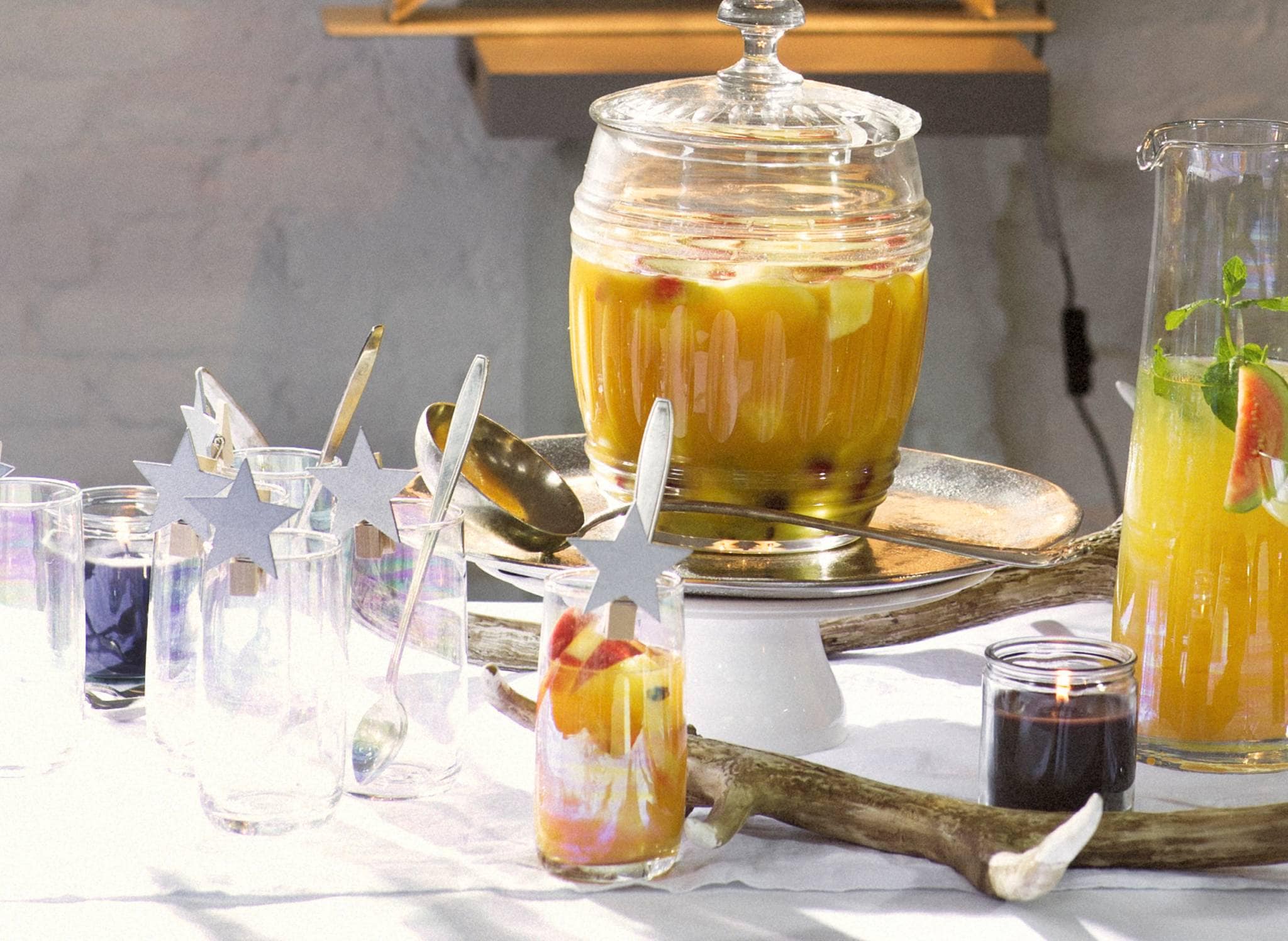 Punch met ananas en kardemom recept - Allerhande | Albert Heijn