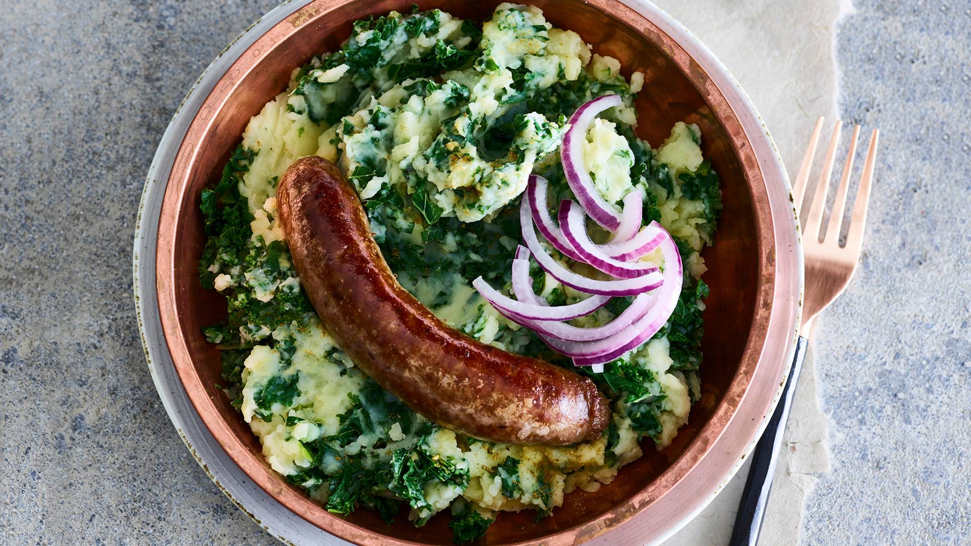 Thaise boerenkoolstamppot met curryworst recept - Allerhande | Albert Heijn België