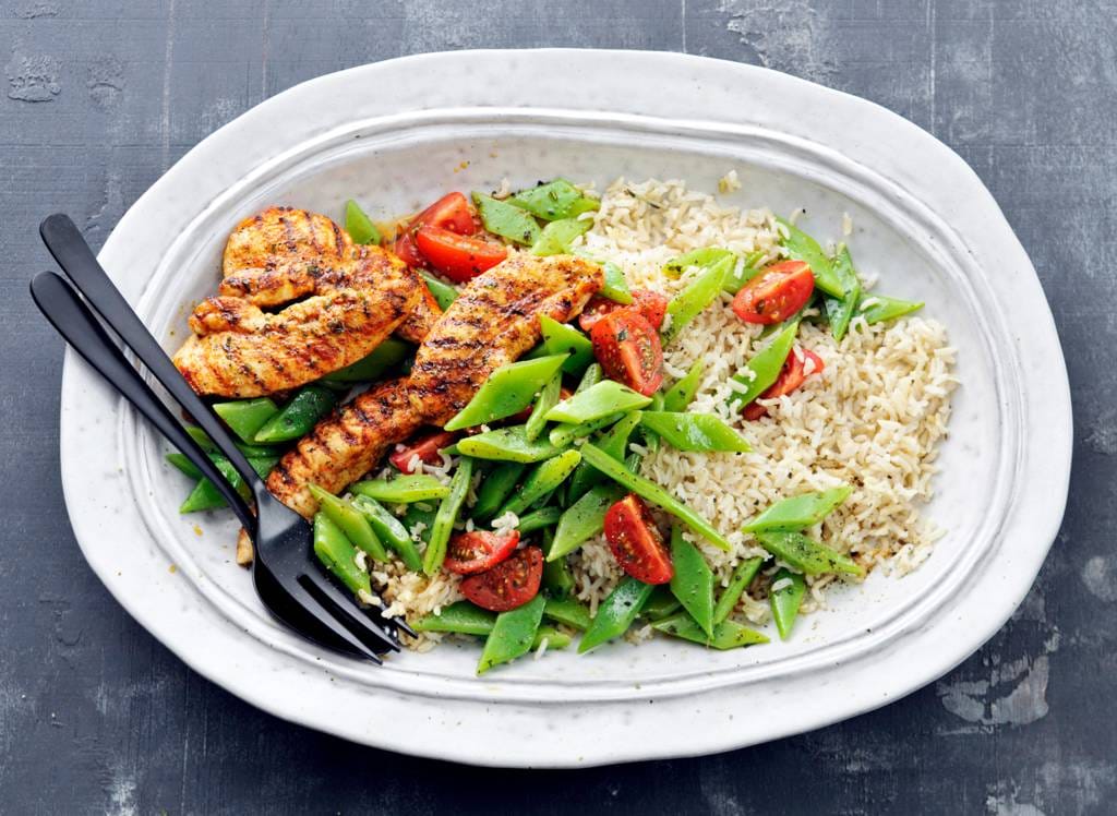 Zilvervliesrijst met gegrilde kiphaasjes recept - Allerhande | Albert Heijn