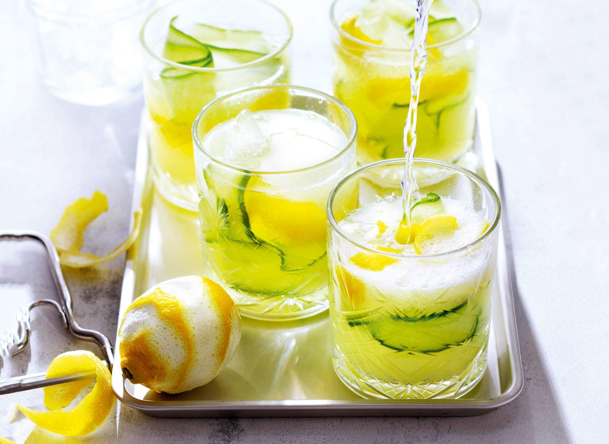 Limoncello-cocktail recept - Allerhande | Albert Heijn