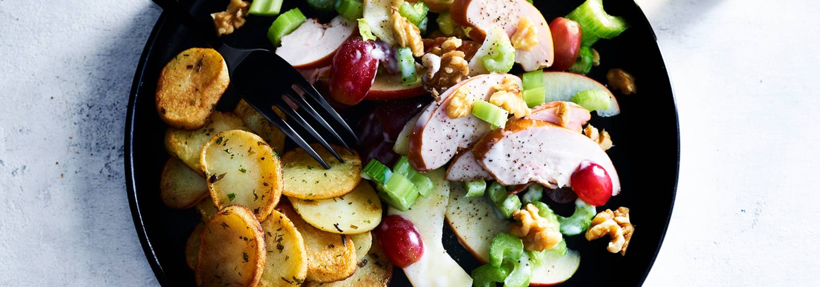 Waldorfsalade met kip en aardappeltjes recept - Allerhande | Albert ... Waldorfsalade met kip en aardappeltjes recept - Allerhande | Albert ...