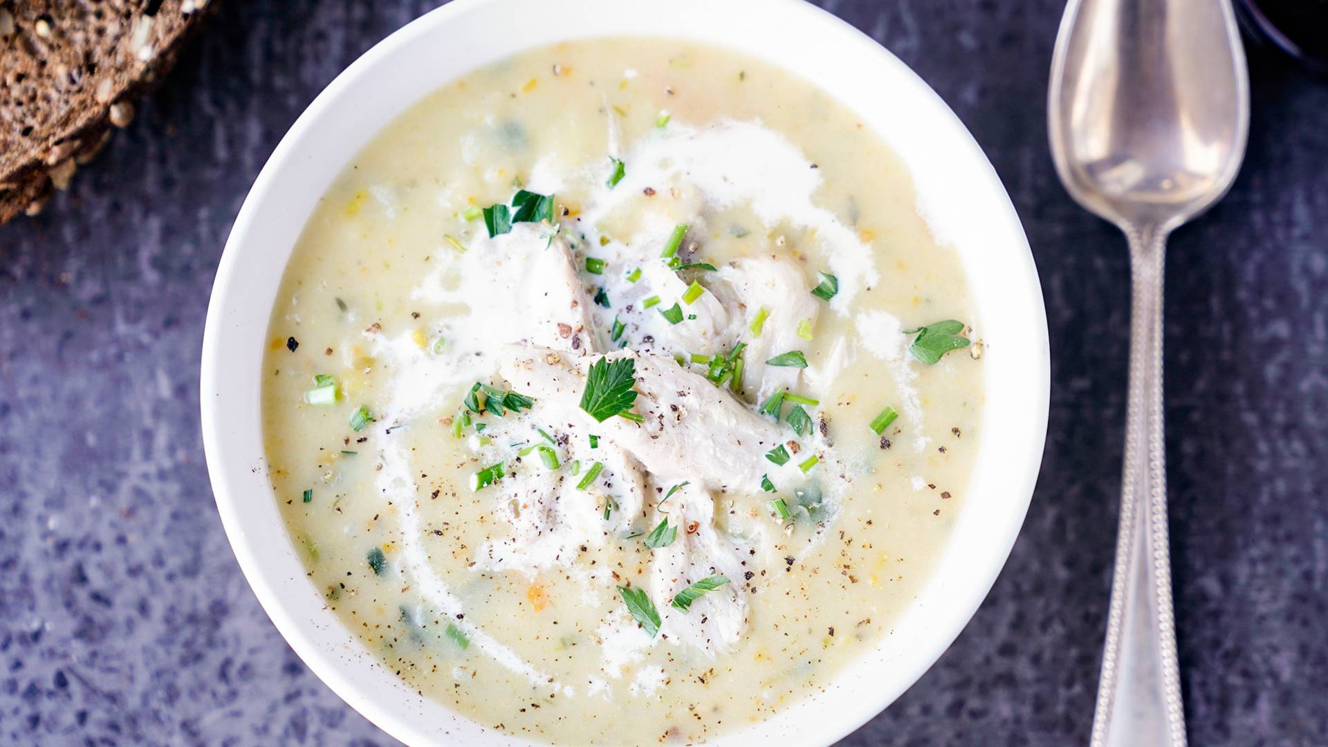 Chowder met gerookte makreel recept - Allerhande | Albert Heijn