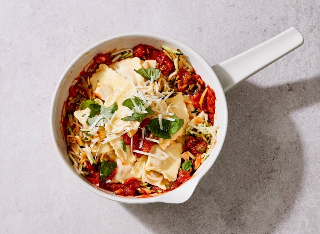 Verse ravioli bolognese met tomatensaus recept - Allerhande | Albert Heijn