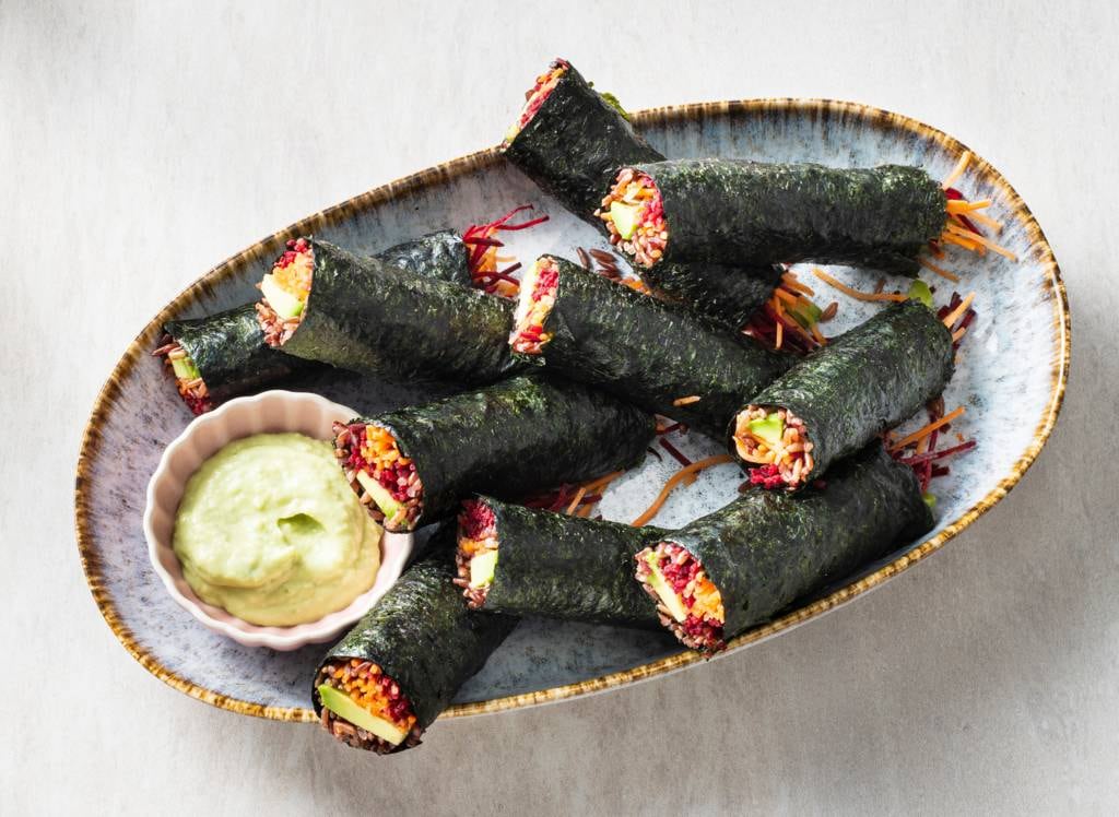 Regenboog nori-rolls recept - Allerhande | Albert Heijn