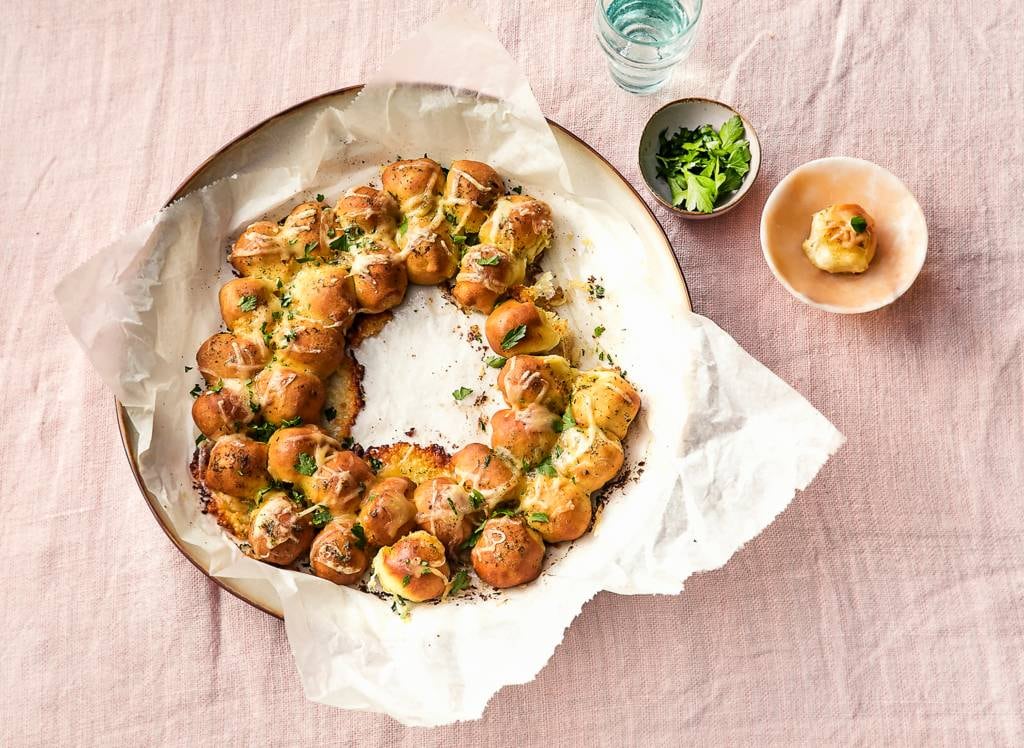 Kruidenboter-kaaskrans recept - Allerhande | Albert Heijn