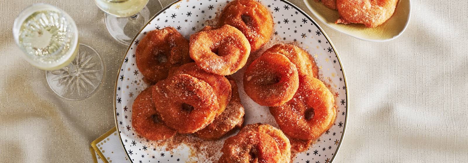 Appelbeignets recept - Allerhande | Albert Heijn