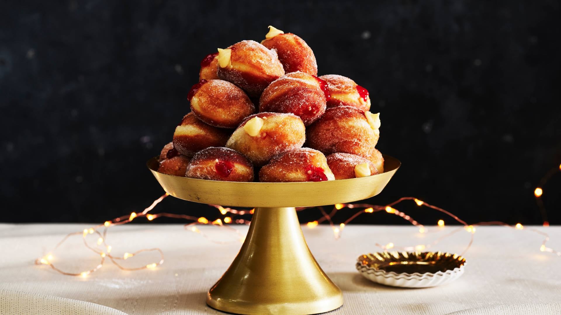 Mini-berlinerbollen recept - Allerhande | Albert Heijn