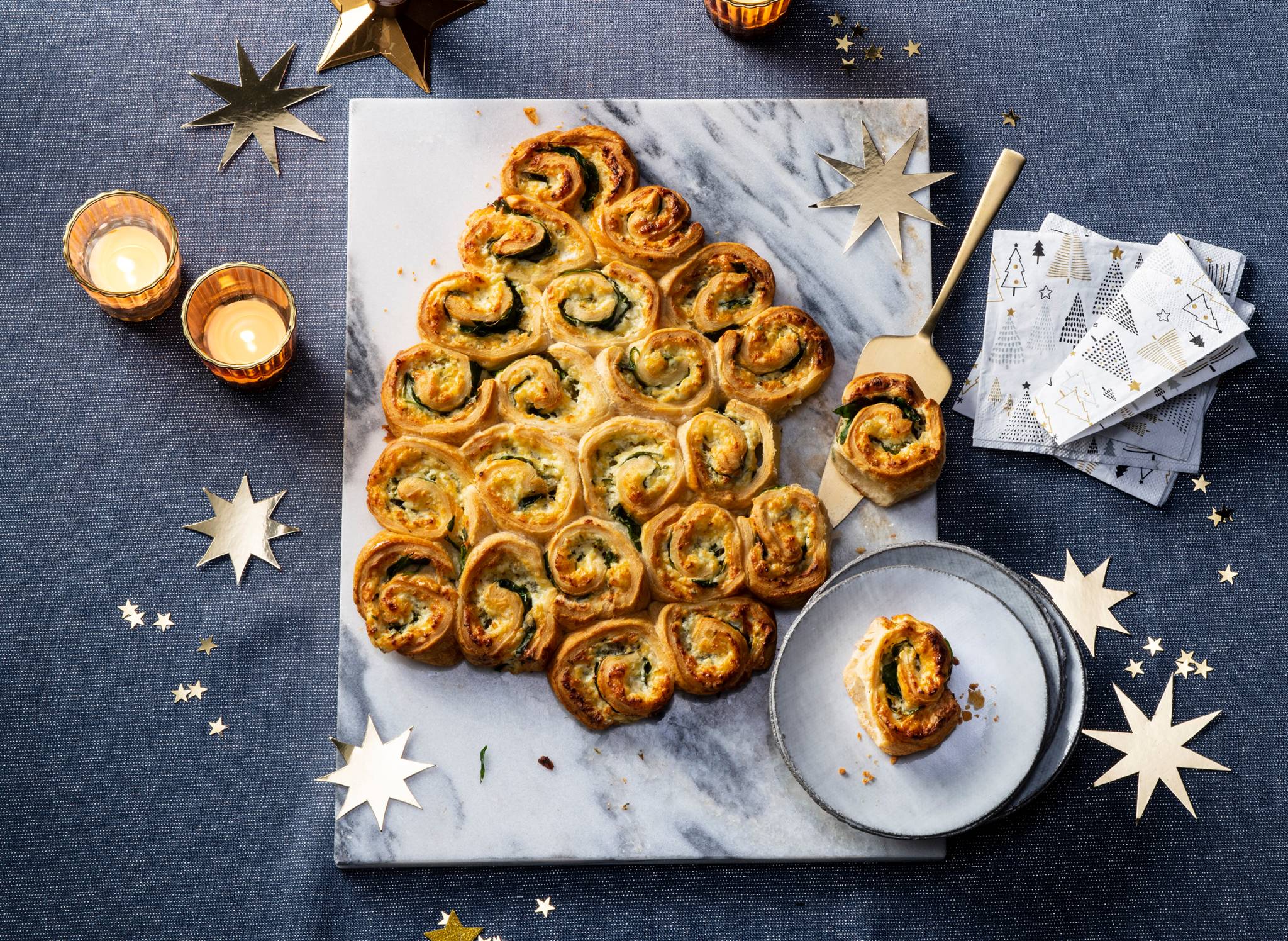 Kerstbrunch-kerstboom met kaas en spinazie recept - Allerhande | Albert ...