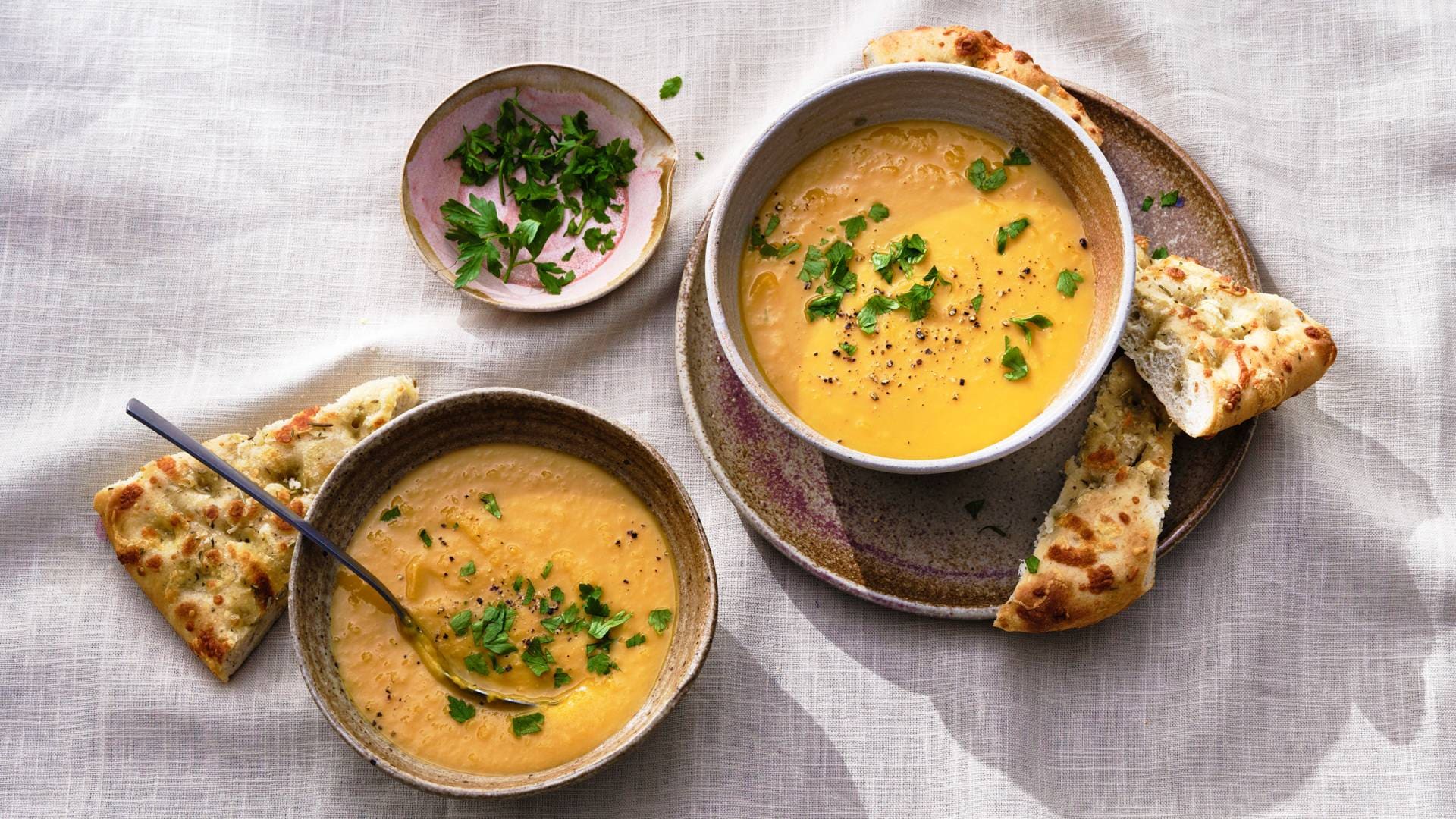 Zoete aardappelsoep recept - Allerhande | Albert Heijn België