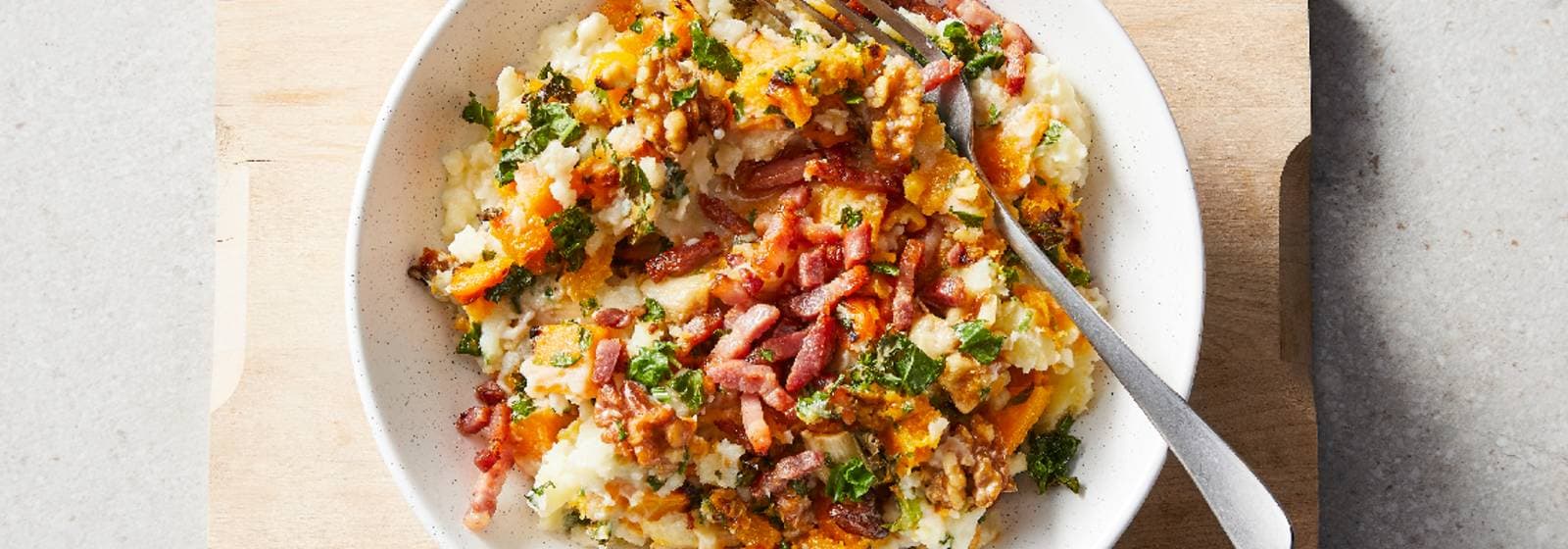 Stamppot boerenkool met geroosterde pompoen, spek en walnoten recept ...