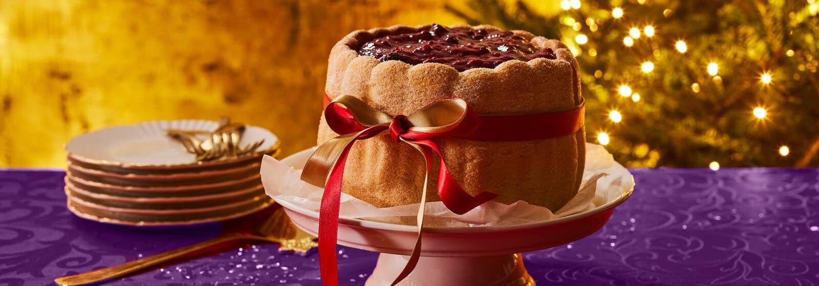 Charlotte met rood fruit recept - Allerhande | Albert Heijn België