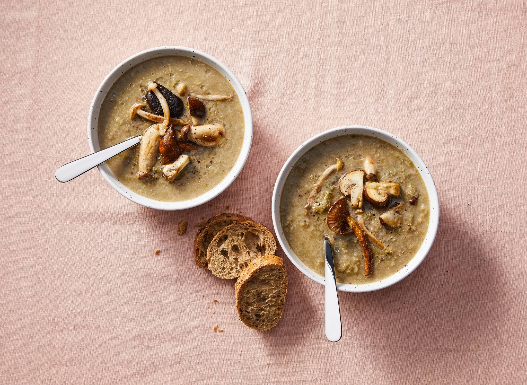 Gezonde champignonsoep recept - Allerhande | Albert Heijn