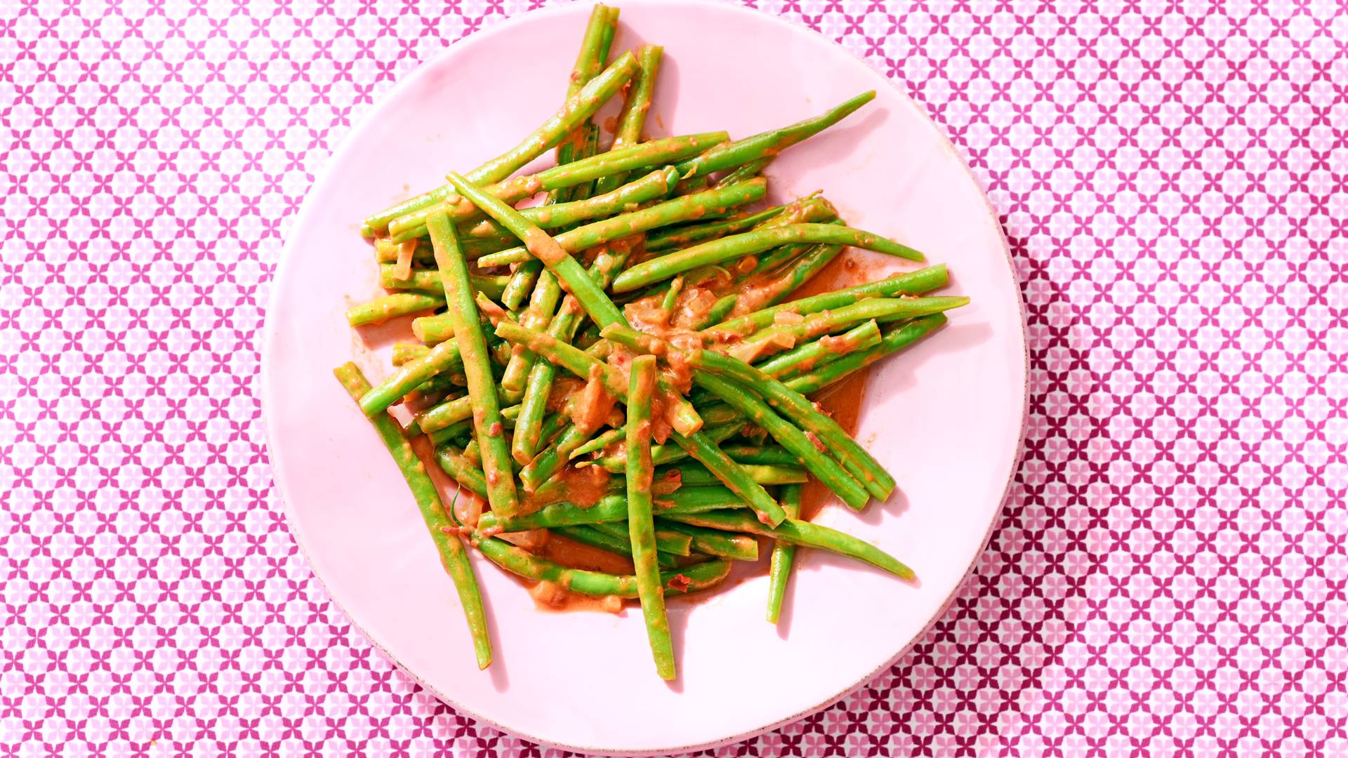 Sambal goreng buncis van Laura en Erna recept - Allerhande | Albert ...